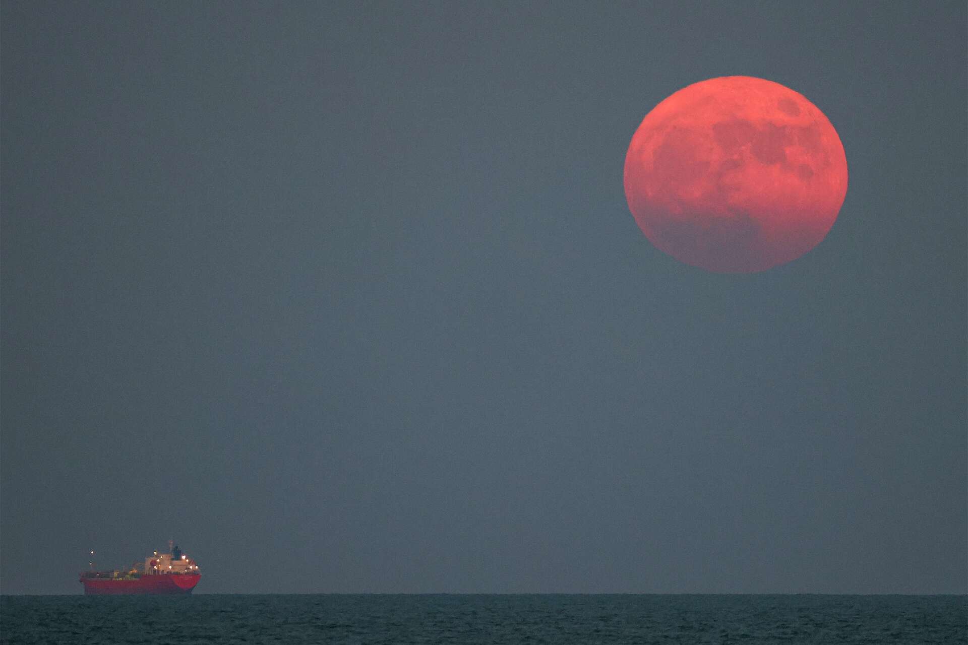 What the last super Blue Moon until 2037 looked like in Texas