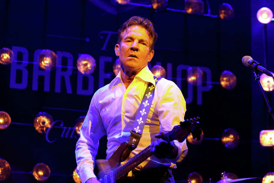 Keanu Reeves, Dennis Quaid, Kevin Bacon to rock out in Texas