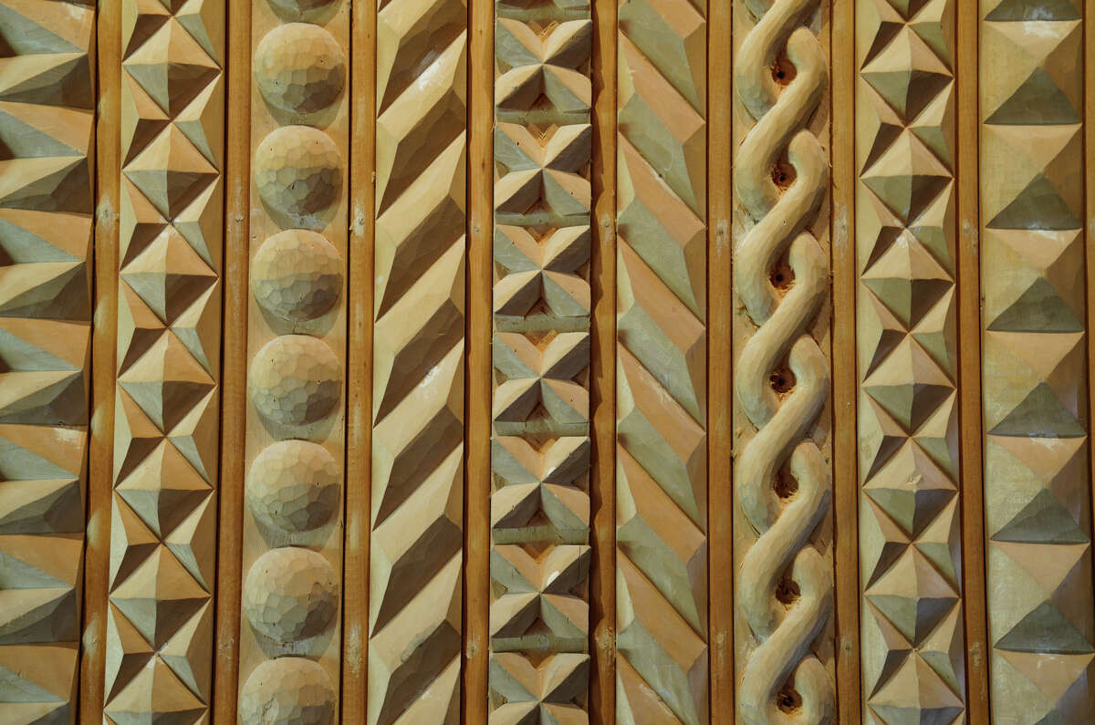 O'Neil Ford-designed home filled with pieces he commissioned