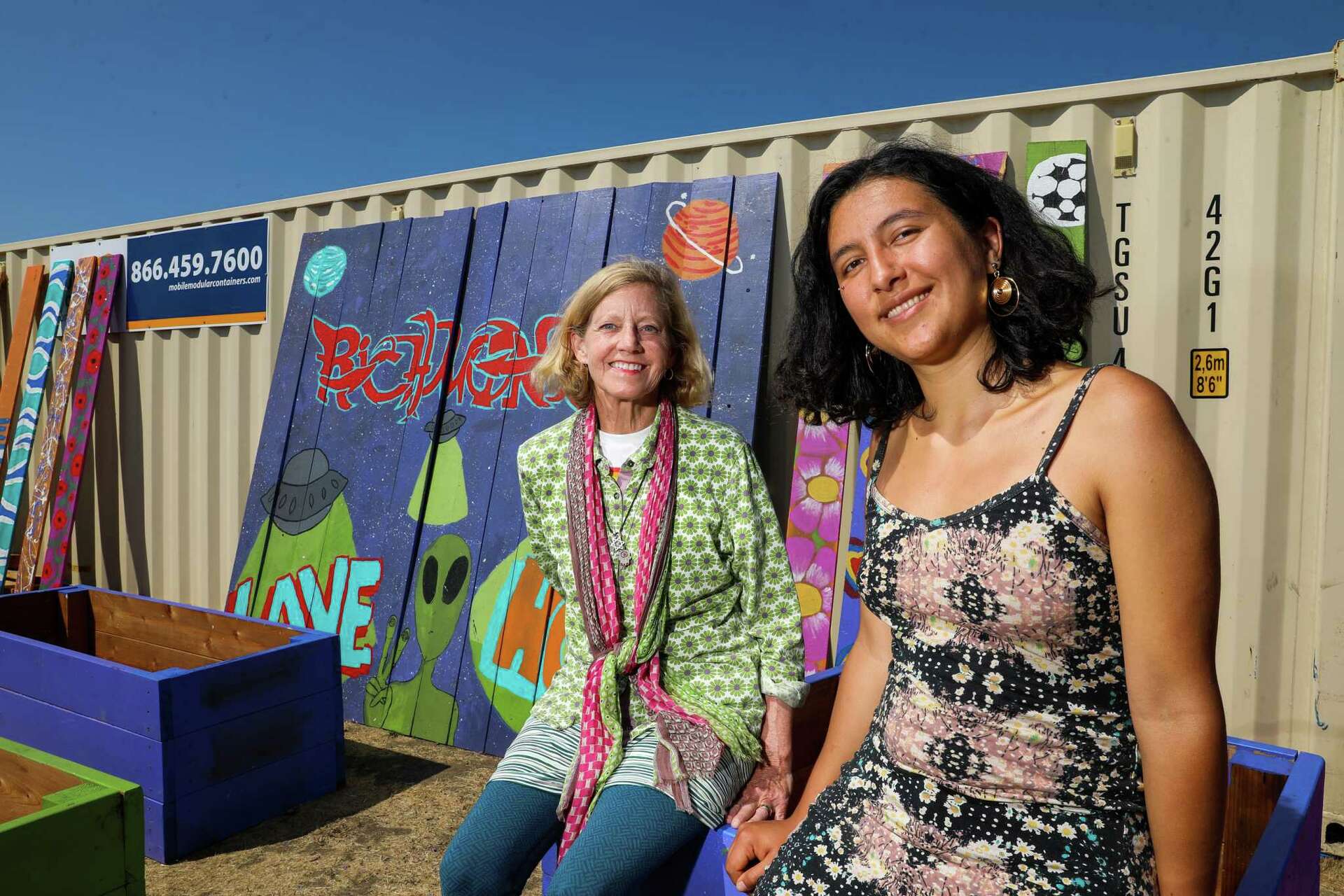 Her dad is David DePape; her mom a nudist. She’s now an activist