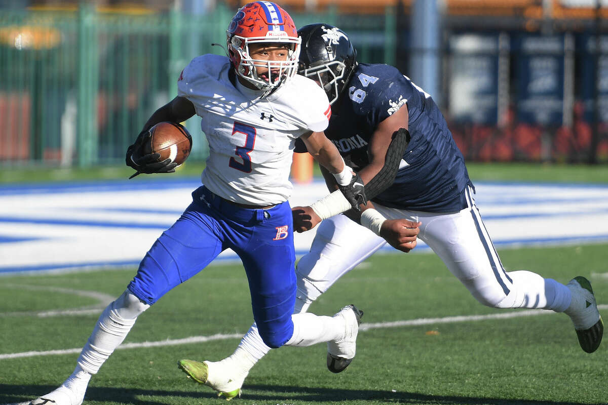 50 CIAC high school football players to watch in 2023 season