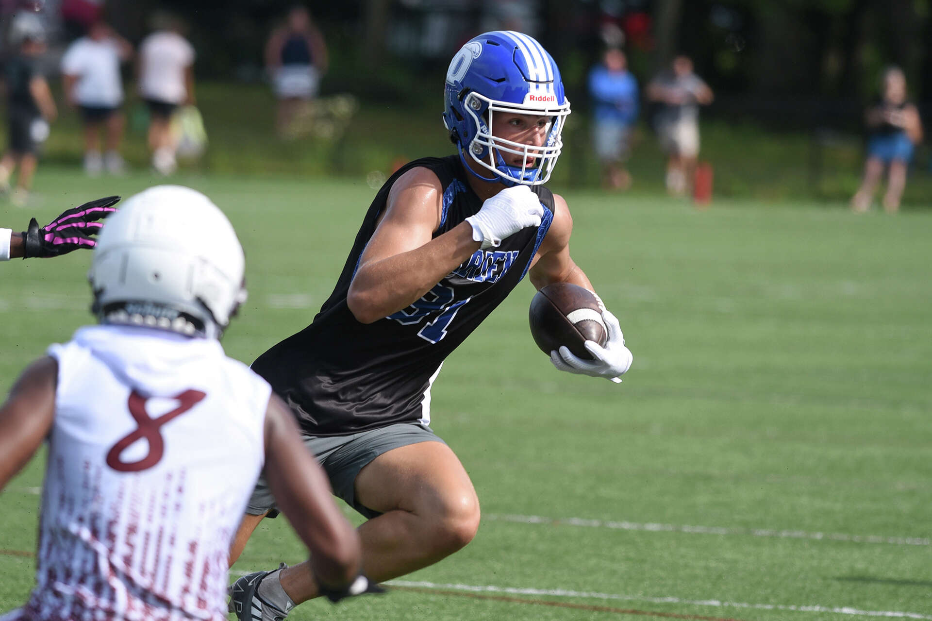 Darien CT tight end Kevin Roche has 17 Division I football offers