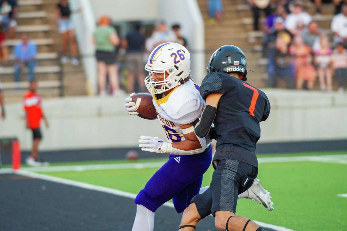 Texas City Stingarees fend off Galveston Ball Tornadoes