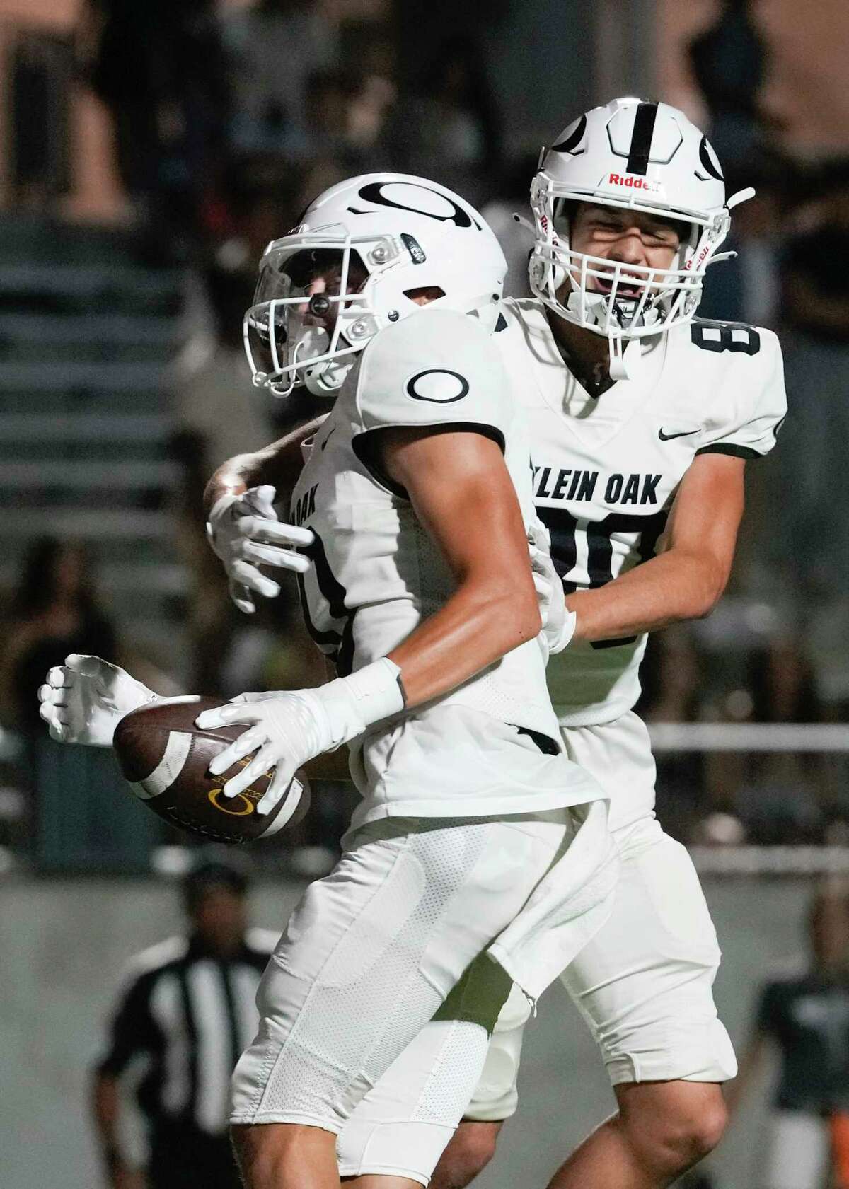 Klein Oak Panthers keep rolling with rout of Cinco Ranch Cougars