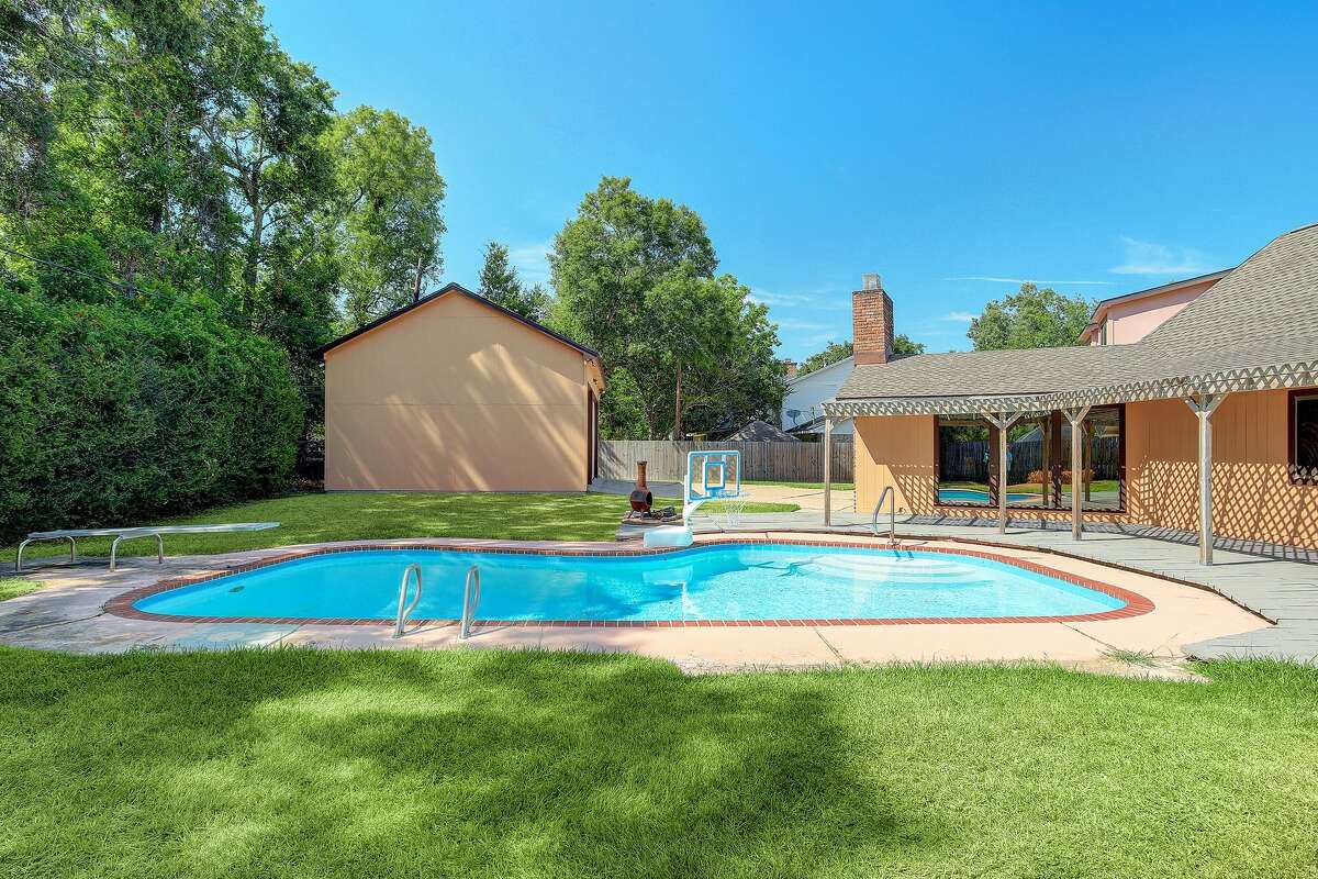 Astronaut Neil Armstrong's former El Lago home hits markets for $550K