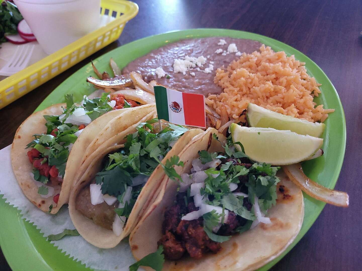 Despite accolades, Houston taco shop remains unassuming