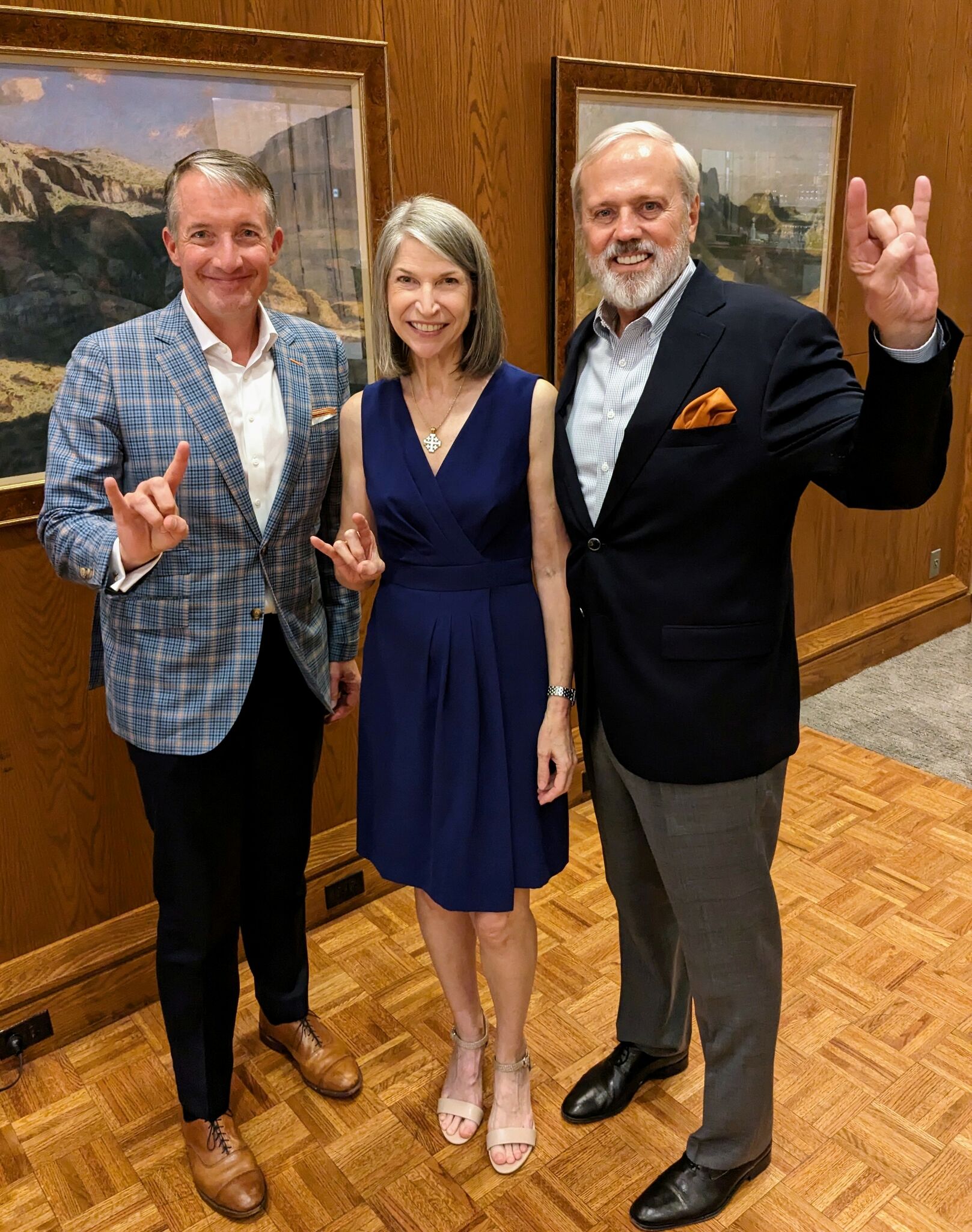 Midland's Lois and Richard Folger endows $10M for UT athletics