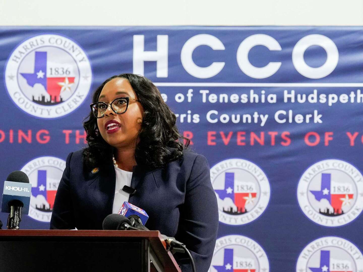 Hudspeth, Harris County's new elections chief, faces early voting test