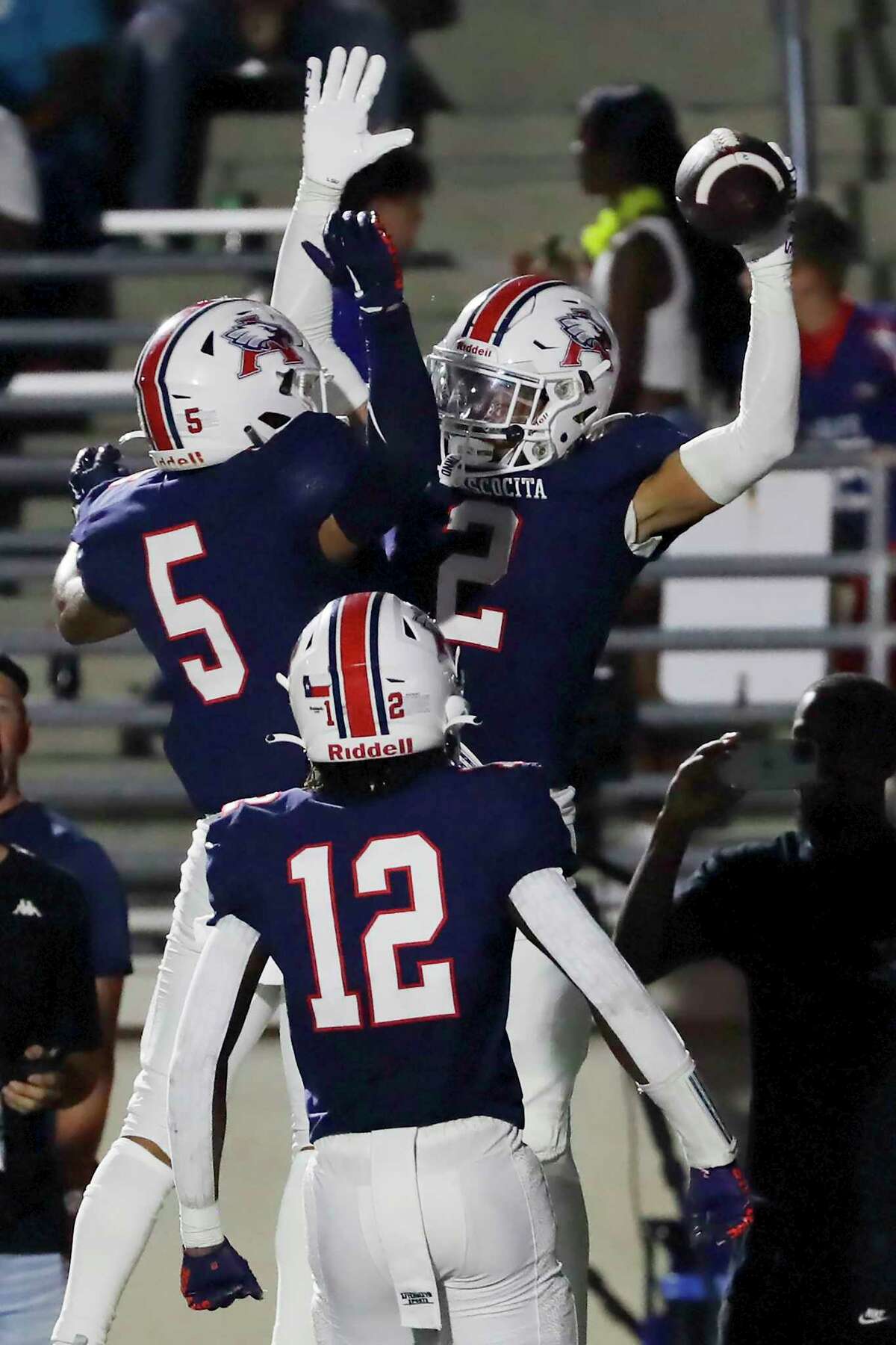Cardae Mack and Atascocita Eagles take down Katy Tigers