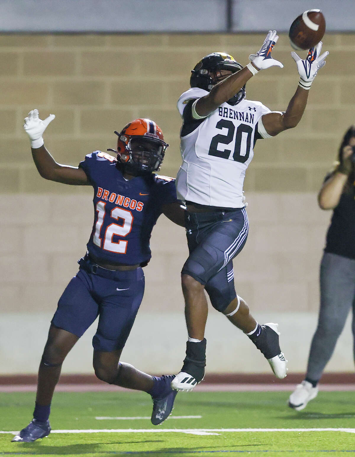 San Antonio-area HS football: Week 2 matchups and results