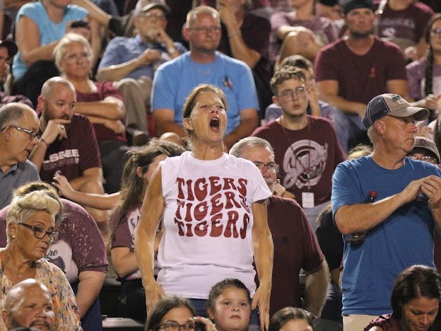 Silsbee slams Huffman-Hargrave, continues hot start to season