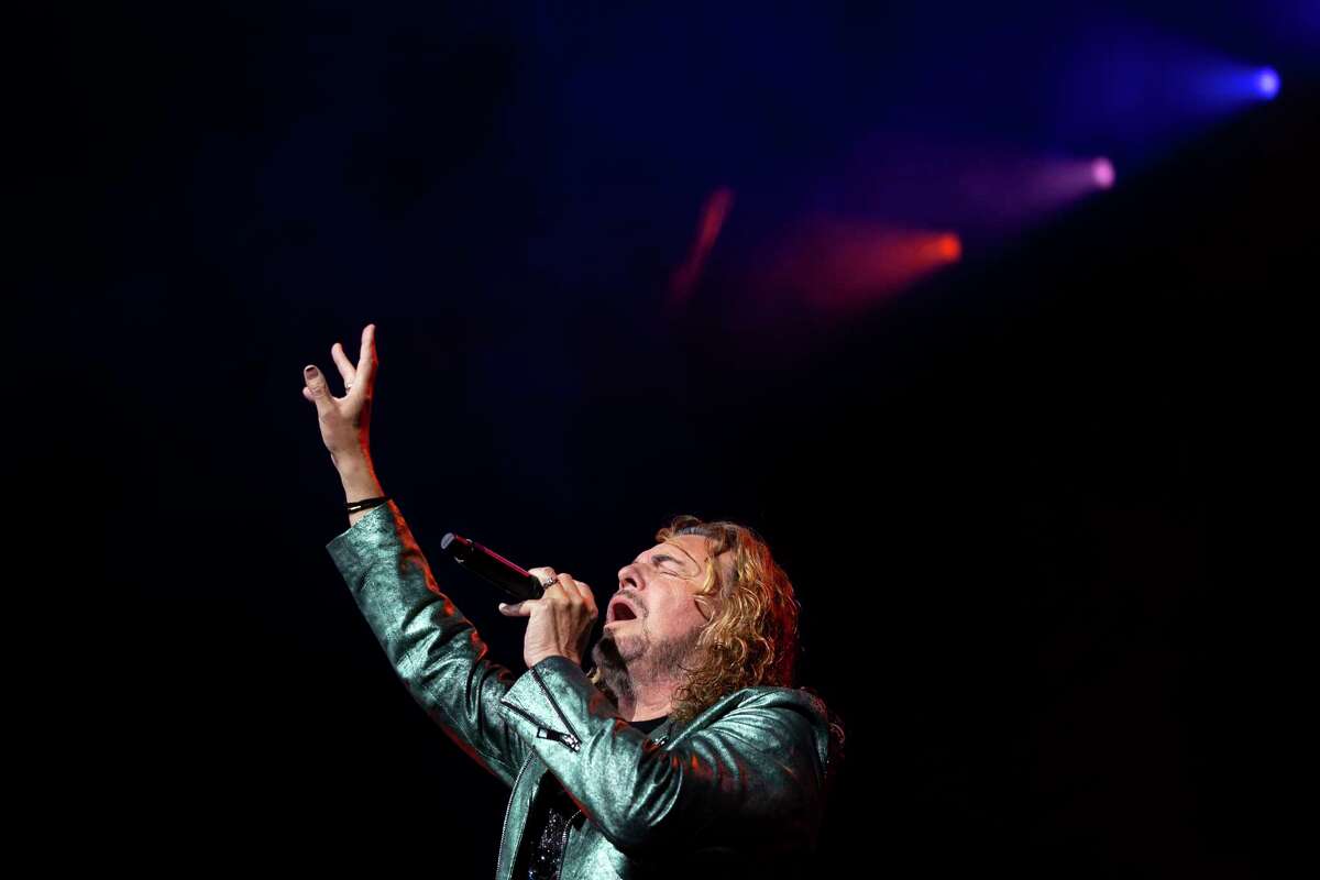 Maná resumes Mexico Lindo y Querido Tour with celebratory Houston show