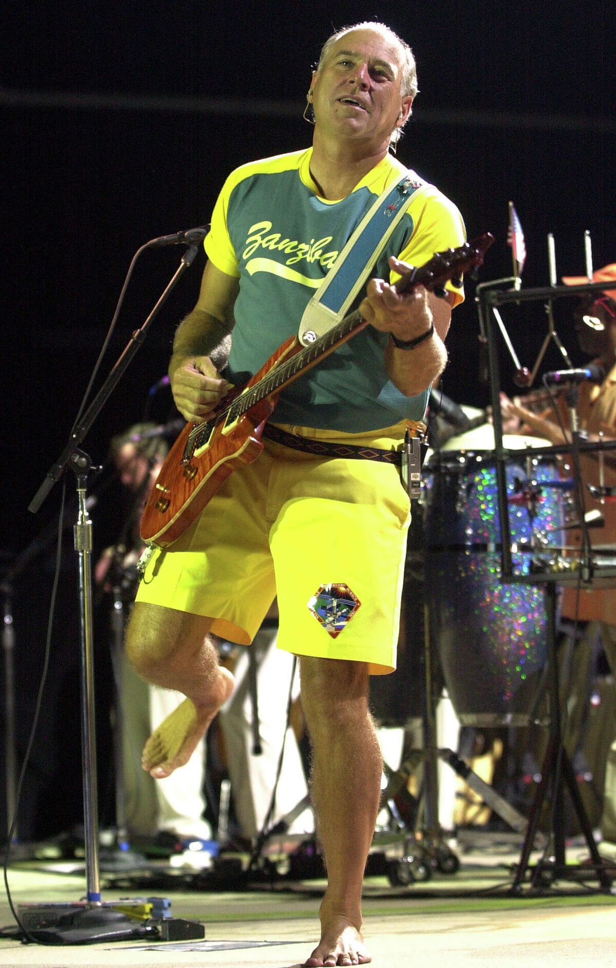 'Margaritaville' singer Jimmy Buffett dies at 76