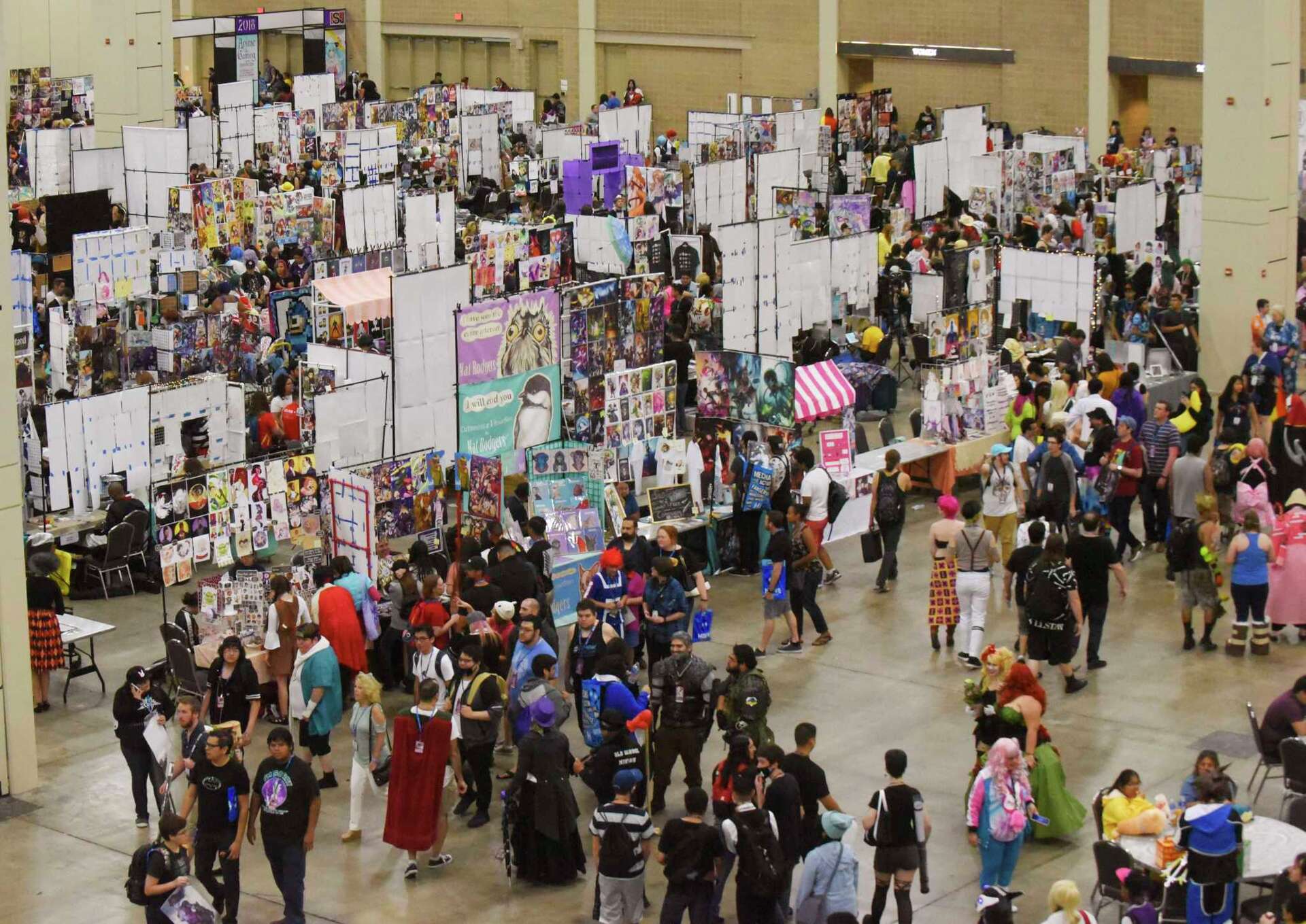 Texas cosplay influencer accused of San Japan bomb threat
