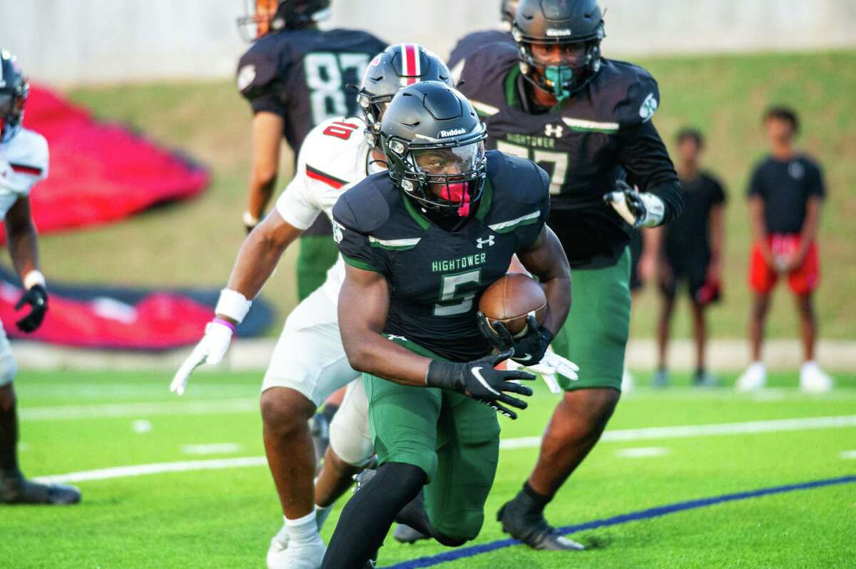 Hightower Hurricanes earn first win over Westfield Mustangs