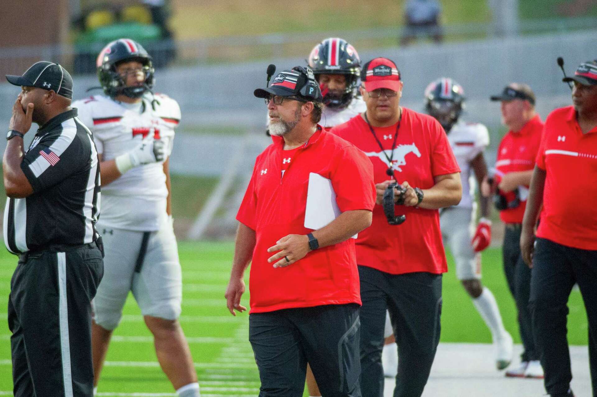 Westfield football coach Matt Meekins retiring after nine years