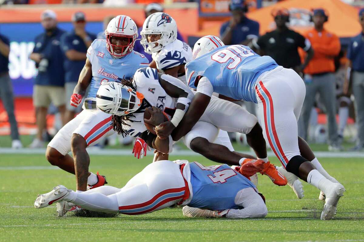Texas State’s upset of Baylor boosts stakes for UTSA matchup