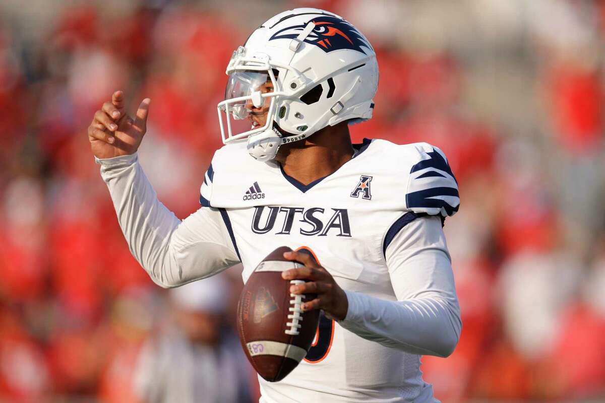UTSA's miscues prove costly in season-opening loss to Houston