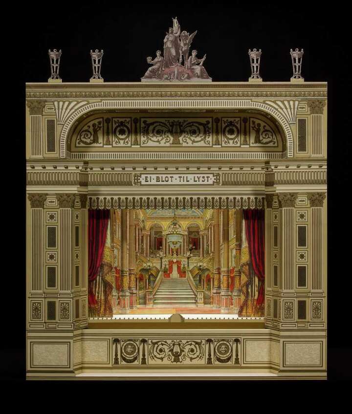 Toy theaters: Small is beautiful