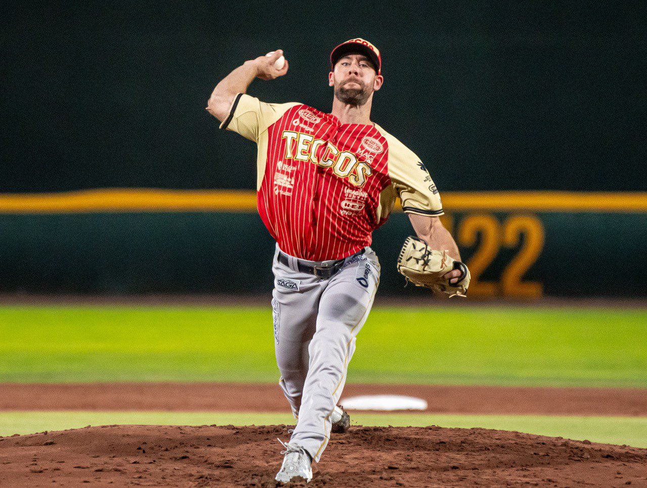 Former Tecos pitcher Brandon Brennan signs with CPBL team