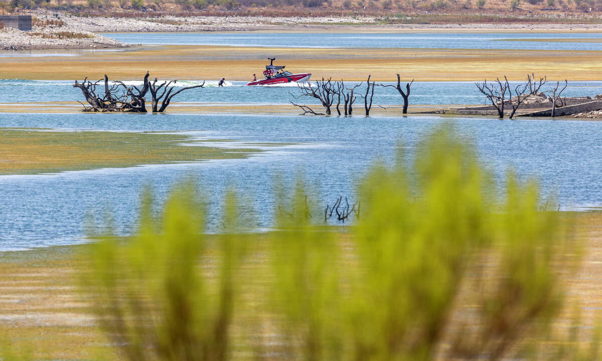 Canyon Lake hit record low water level: Can El Niño fill it up?