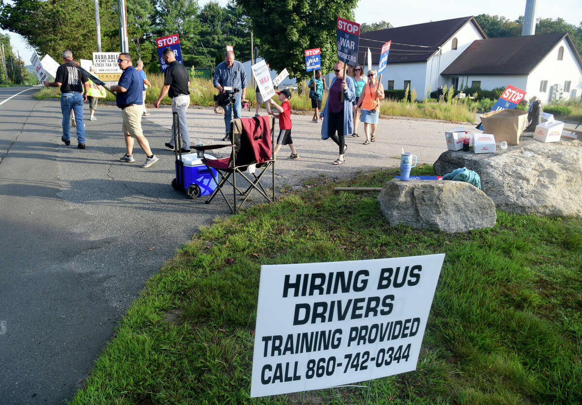 Meriden school bus drivers back to work after strike, union says