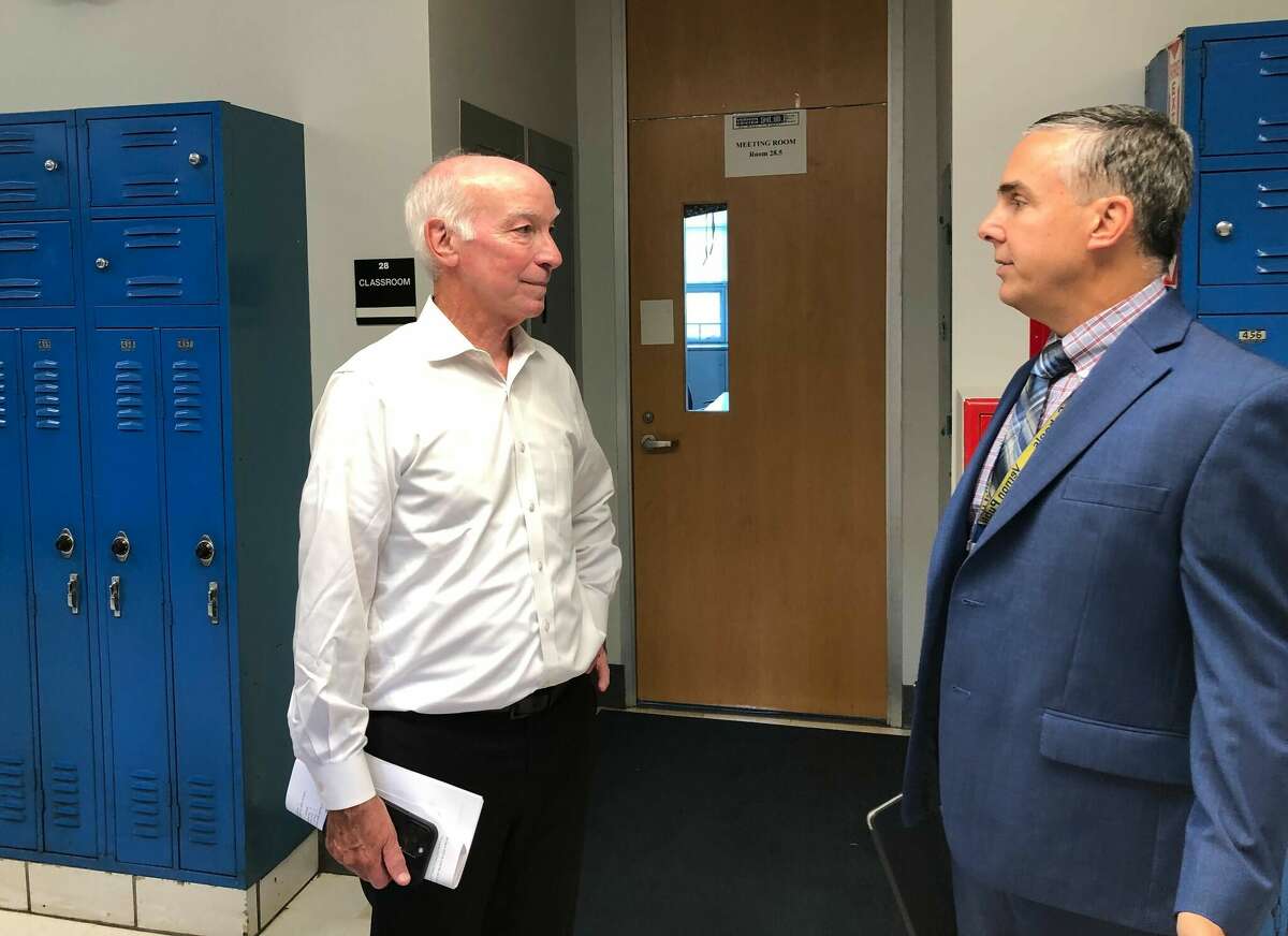 Vernon school gets $323K grant to hire more mental health staff