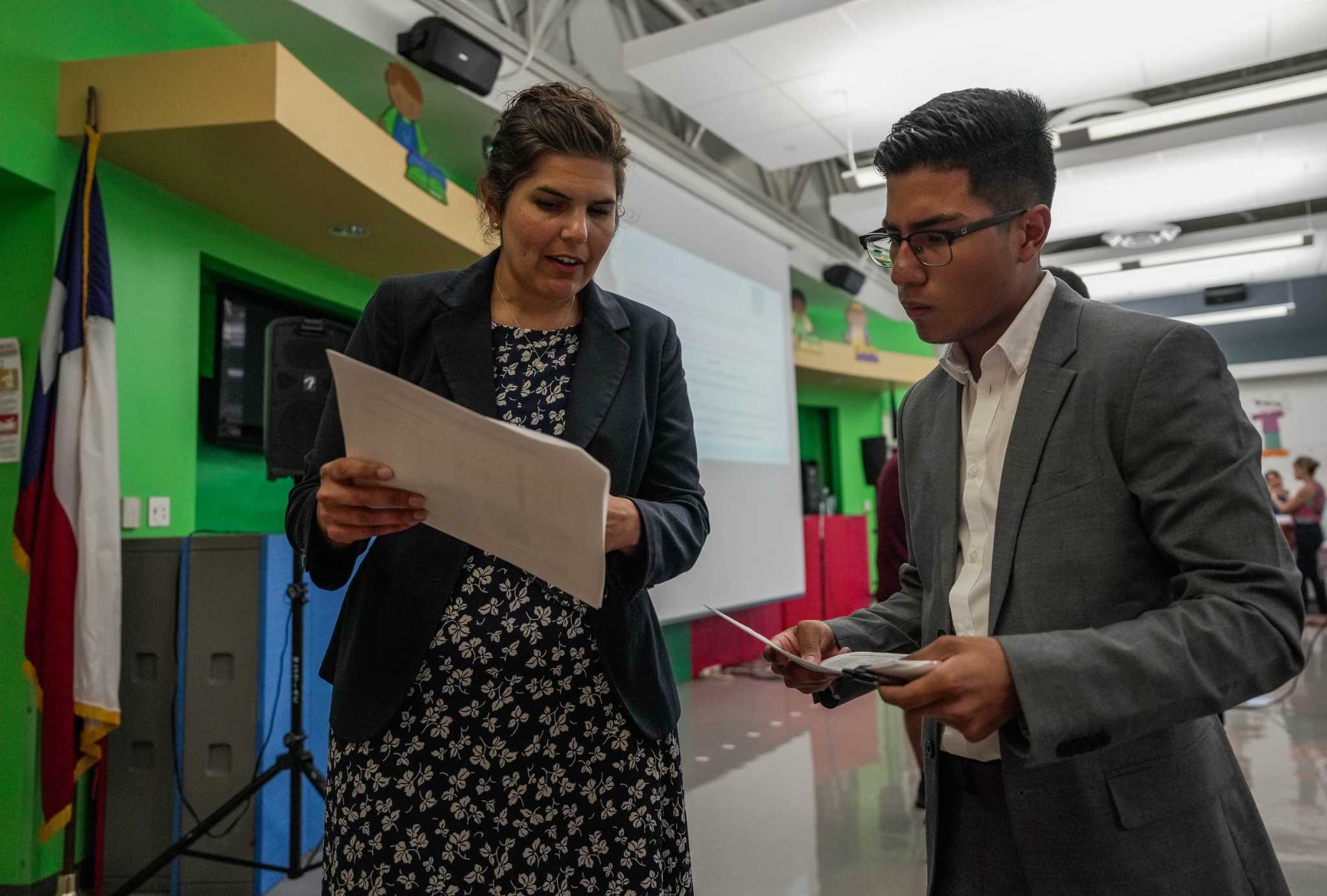 HISD's Mike Miles, Board of Managers continue outreach efforts