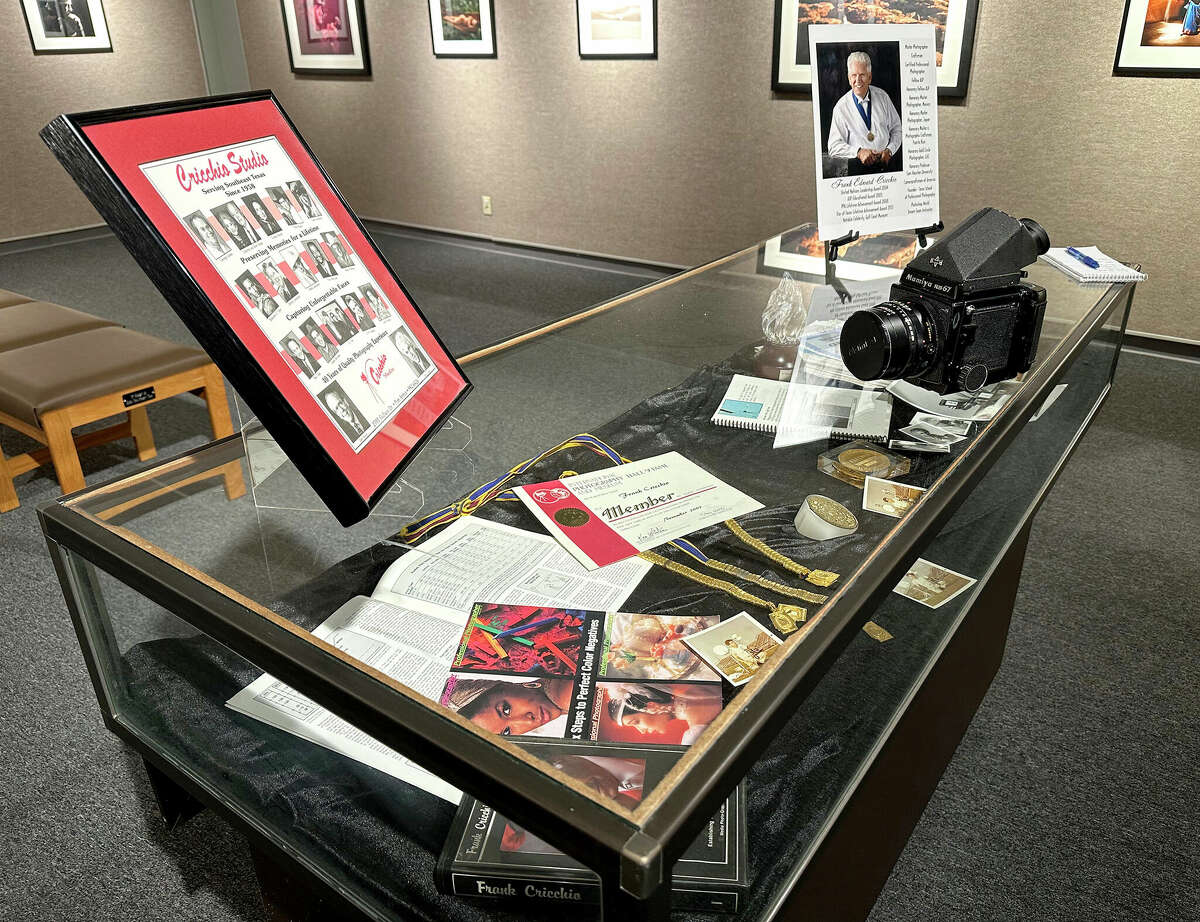 Frank Cricchio exhibition set for Museum of the Gulf Coast