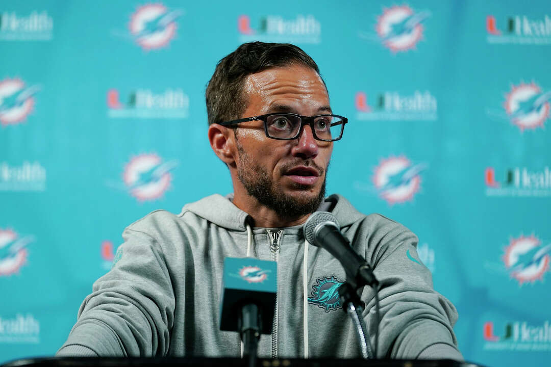 How Mike McDaniel's time at Yale shaped his NFL career