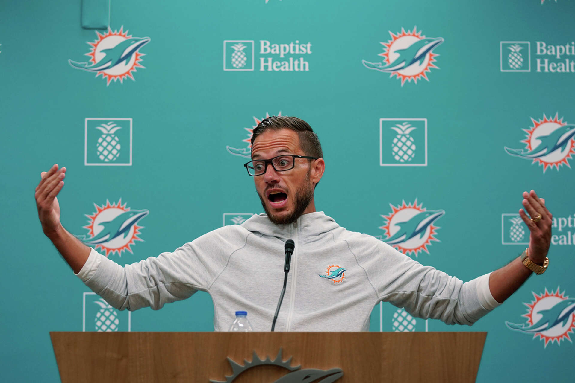 How Mike McDaniel's time at Yale shaped his NFL career