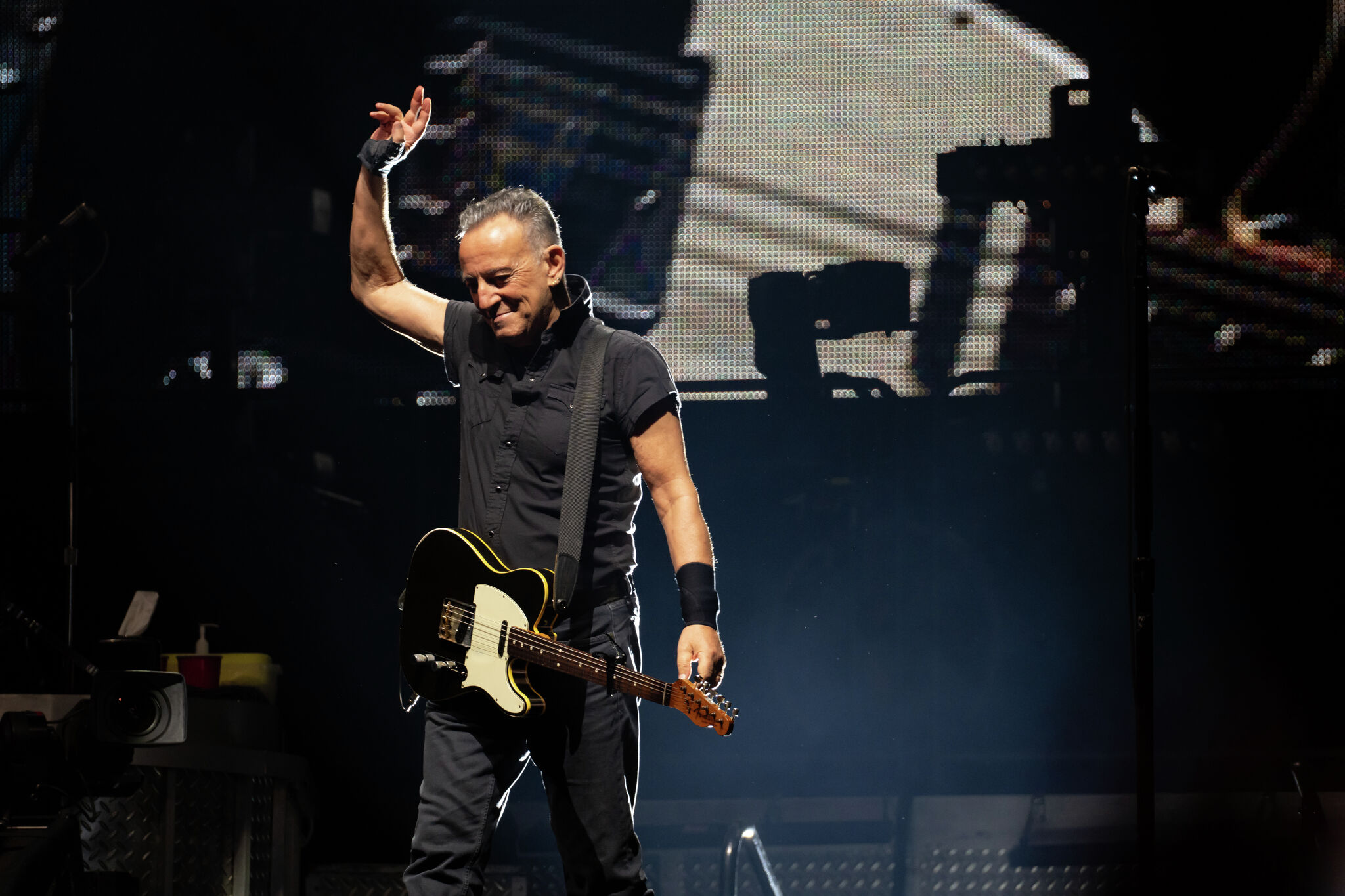 Bruce Springsteen postpones Mohegan Sun concert due to illness