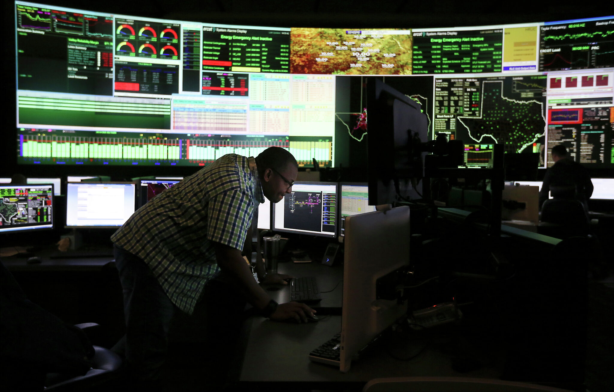 What led to the Texas power grid’s emergency? ERCOT hasn't said.