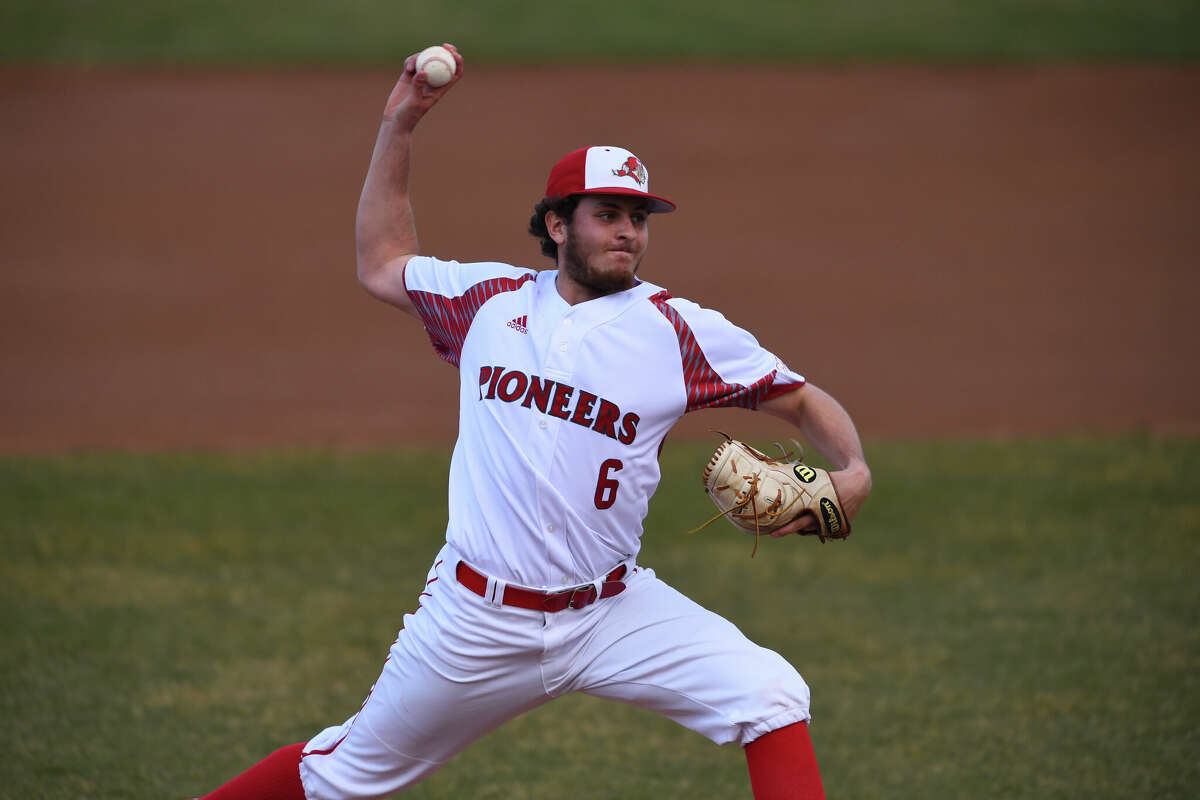 Sacred Heart teammates Short, Foley together again with Tigers