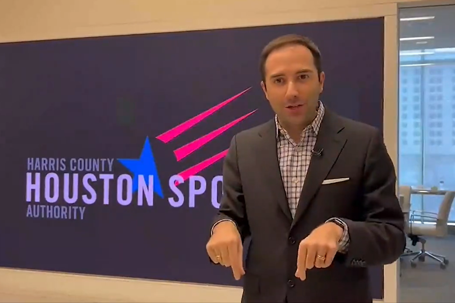 Former KHOU 11 Houston sportscaster has new gig in the city