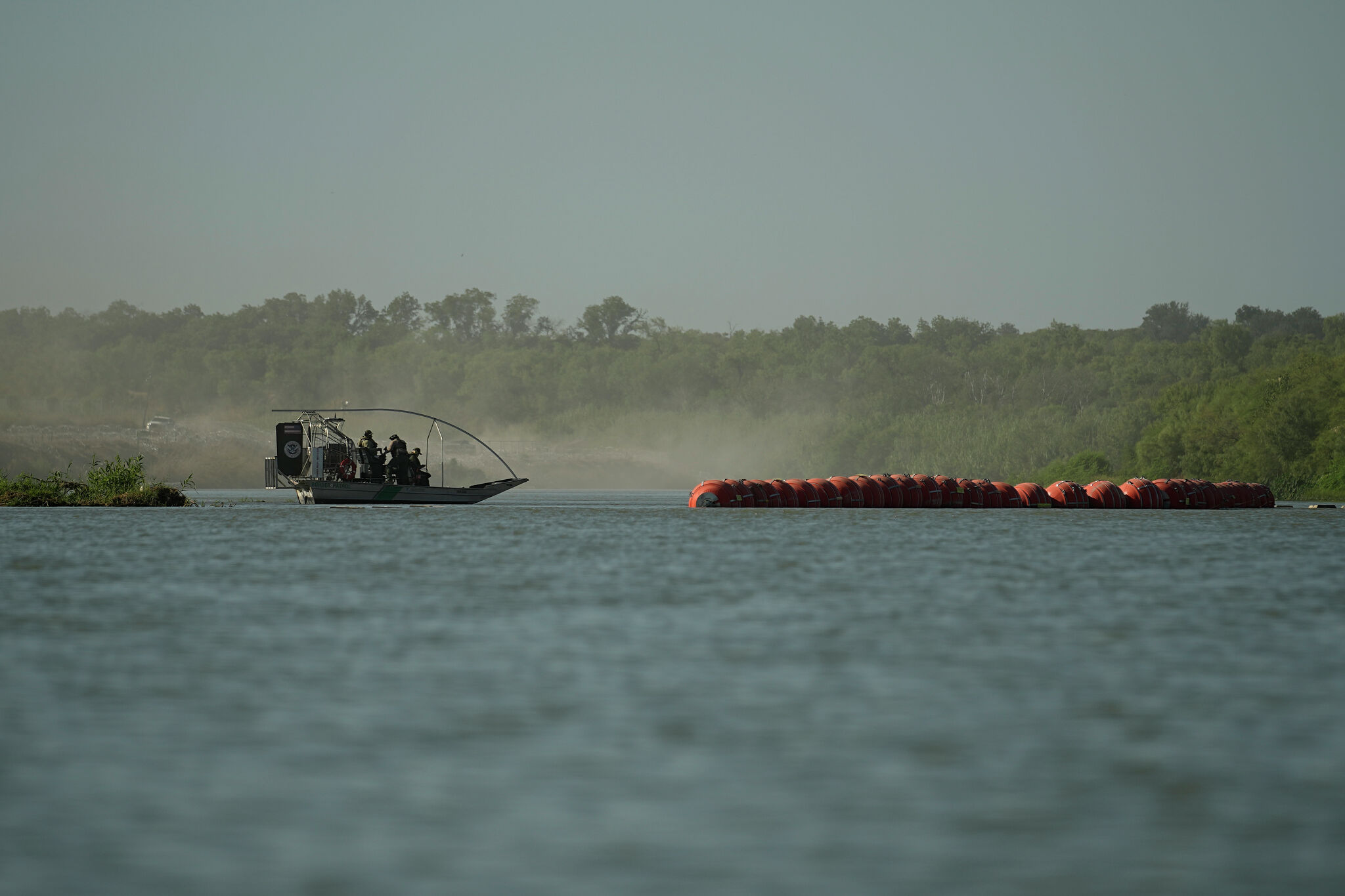 Judge isn't forcing Abbott to remove buoys but to 'reposition' them