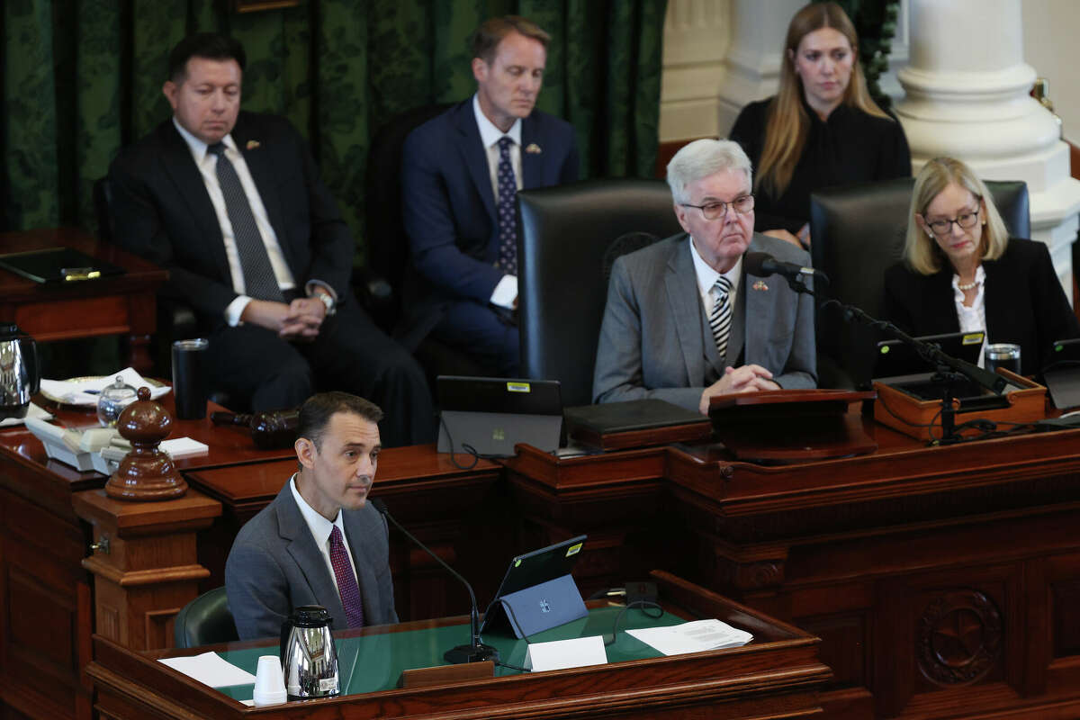 Ken Paxton impeachment trial live updates: Witness tears up