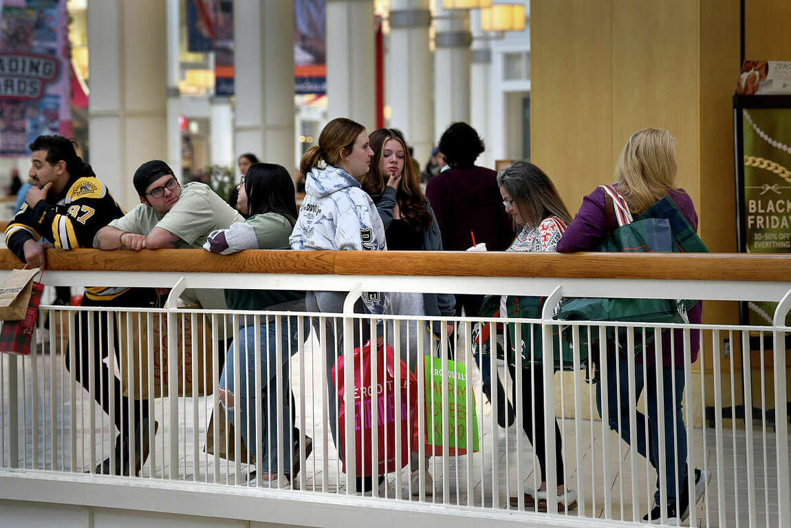 Rezoning, housing plans at Danbury Fair mall gain support