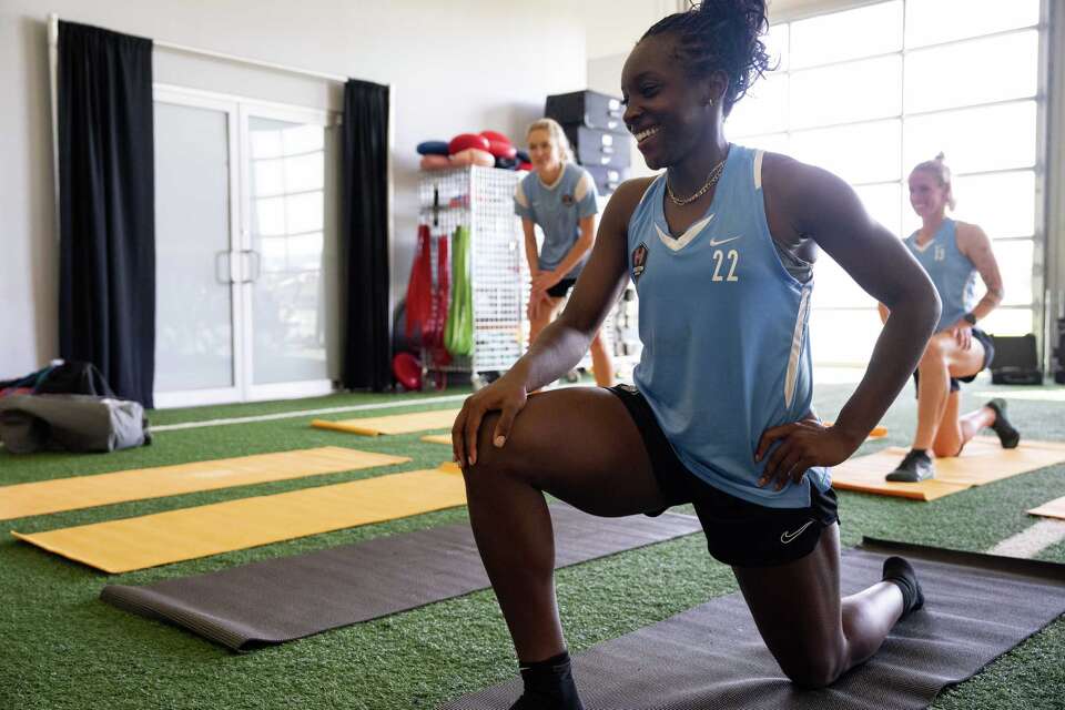 Houston Dash's Michelle Alozie balances soccer, cancer research