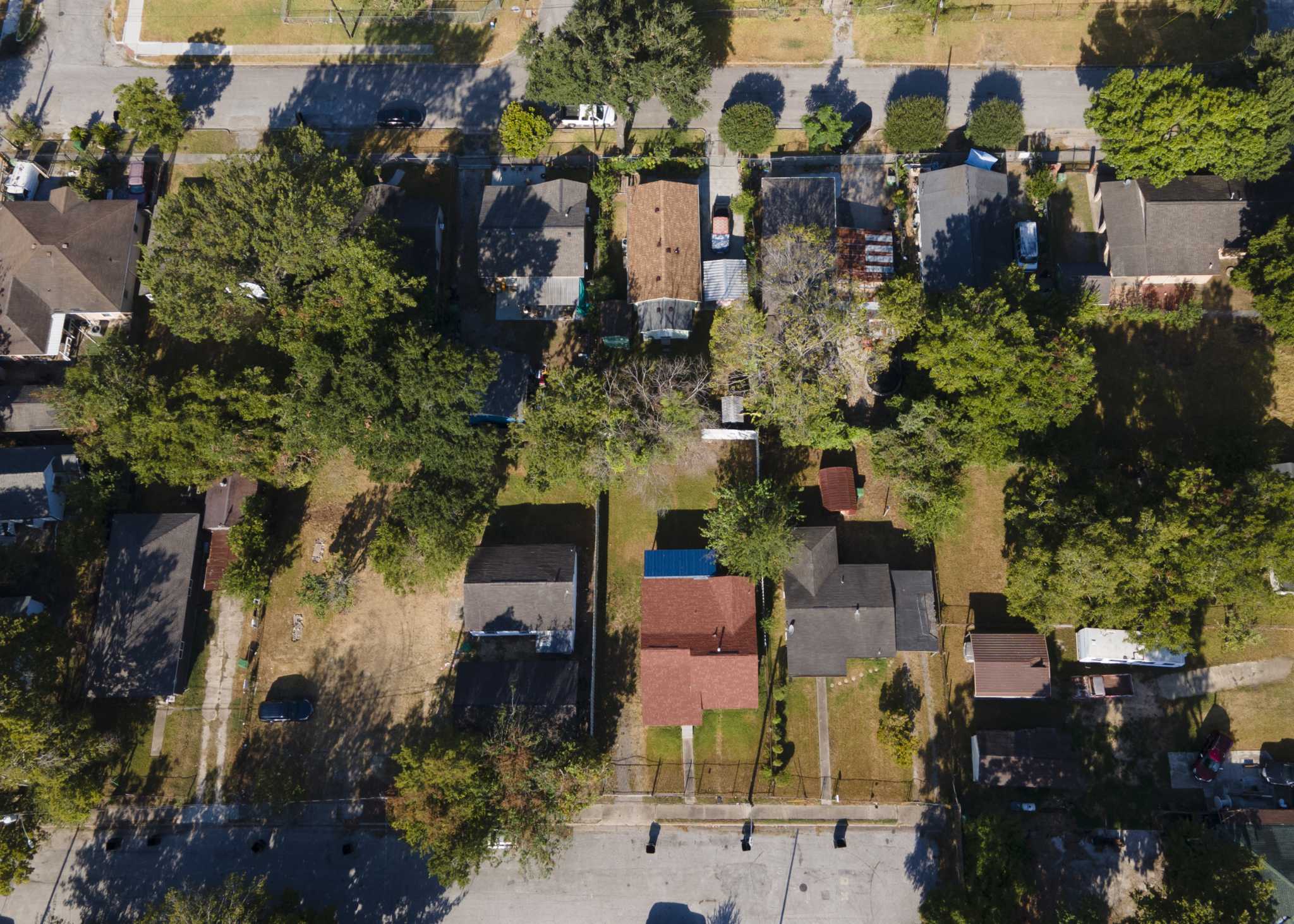 Houston mayor criticizes plan for development on cancer cluster site