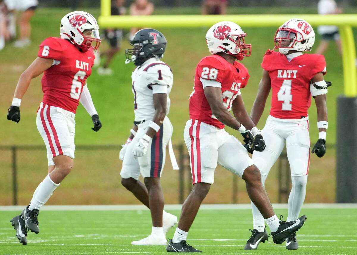 Katy Tigers earn district-opening rout of Tompkins Falcons