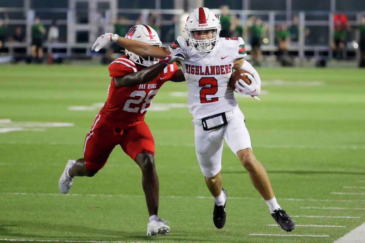The Woodlands quarterback Mabrey Mettauer scores 7 TDs in win