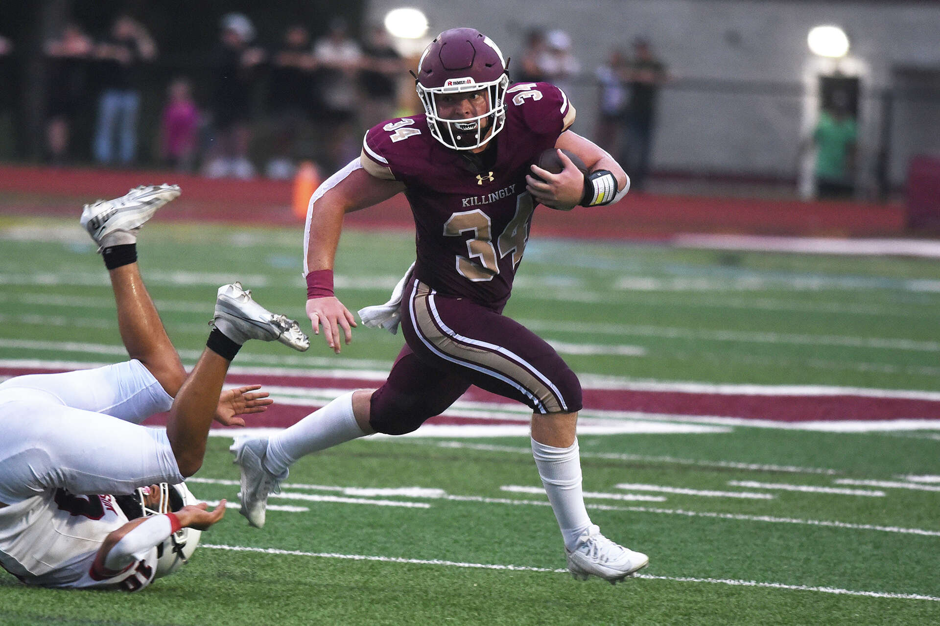 Former Killingly star Soren Rief to continue football career at UConn
