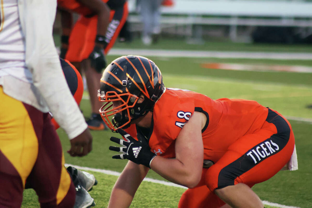 Tigers score early, often in rout of Soldan