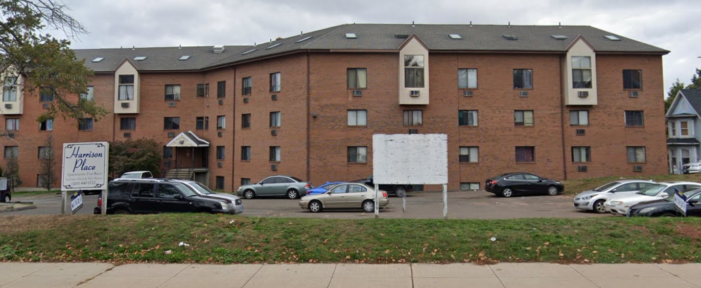 100 displaced after lightning sparks fire in Meriden, officials say