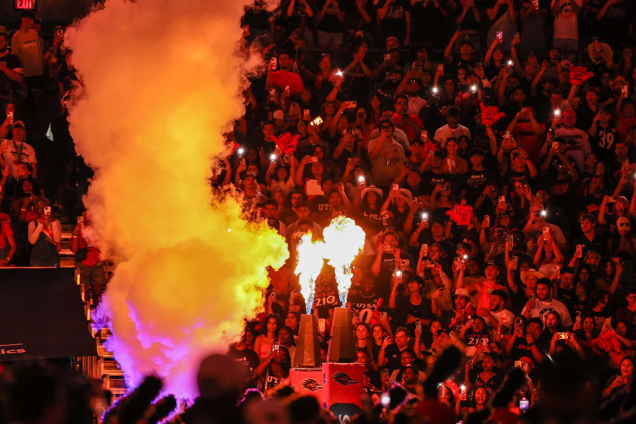 UTSA aims to break attendance record in Battle of I-35 vs Texas State