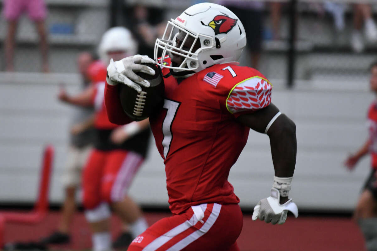 Greenwich (CT) high school school football QB Grillo leads Cardinals.