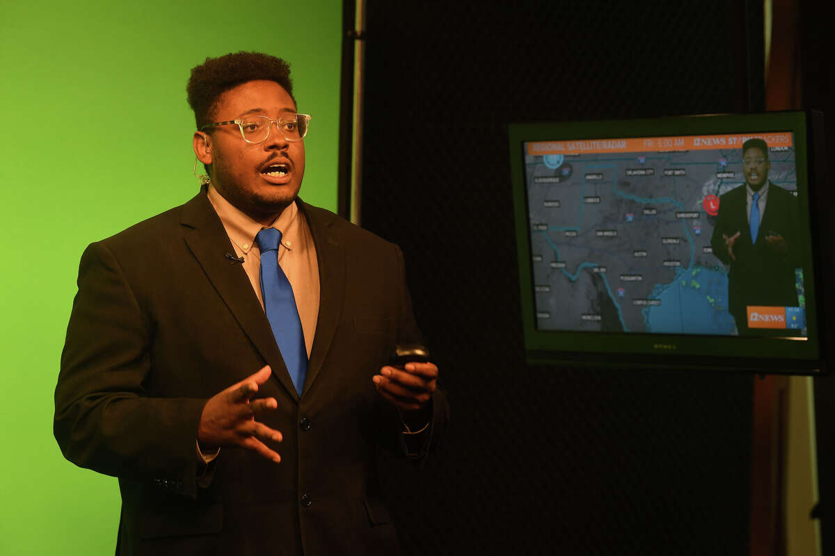 Beaumont's new meteorologist is cutting his chops on local weather