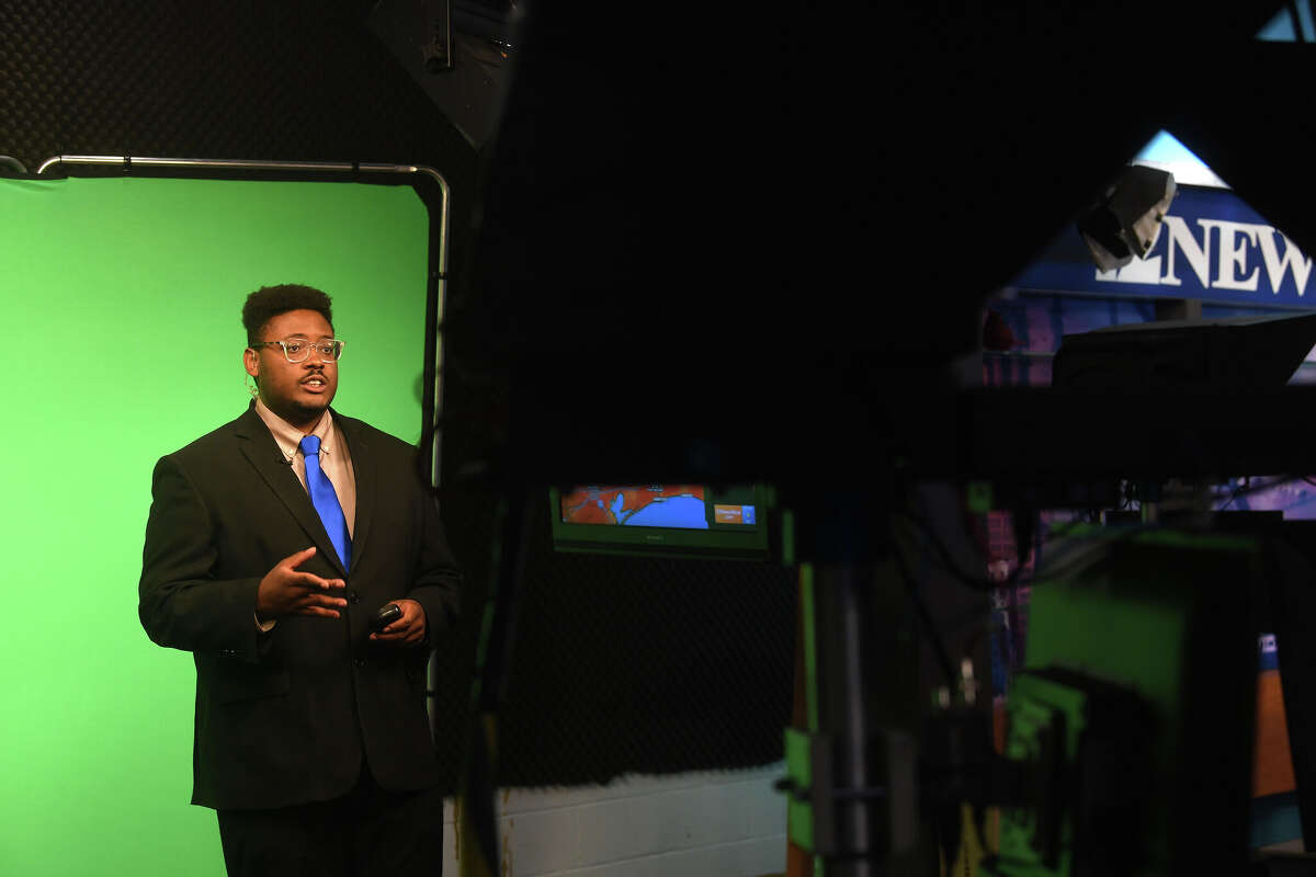 Beaumont's new meteorologist is cutting his chops on local weather
