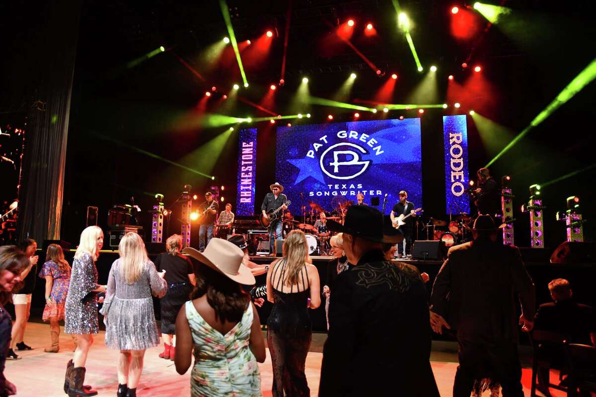 Pat Green, Midland perform at $1.5M Cattle Baron's Ball